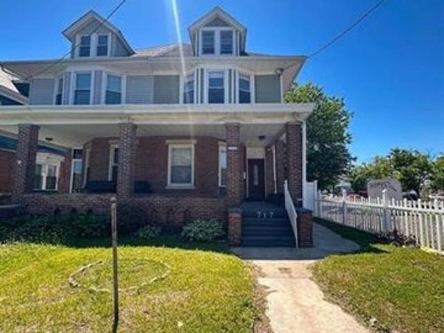 717 Hamilton Ave, Trenton, NJ 08629