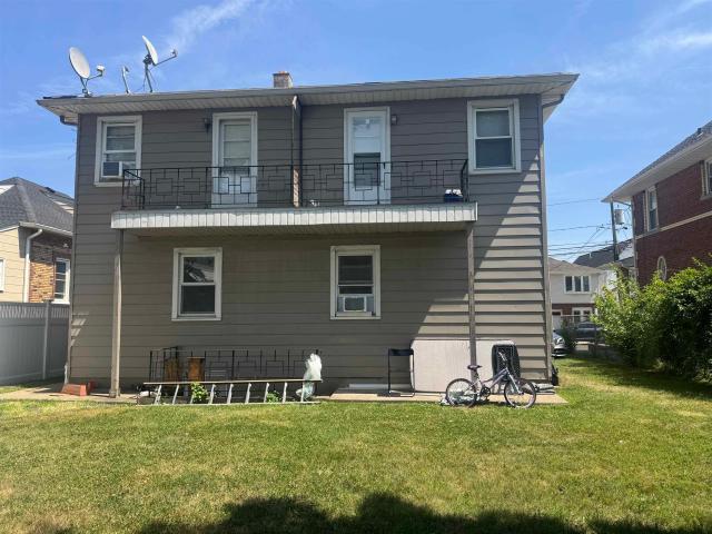 717 Hudson Ave # 1