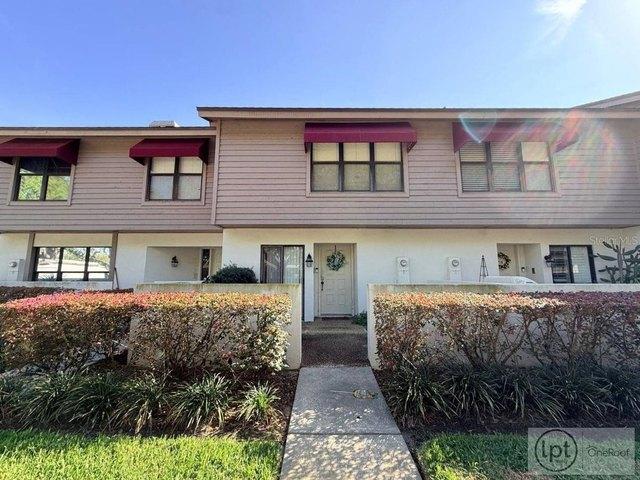 717 Oak Park Pl, Brandon, FL 33511