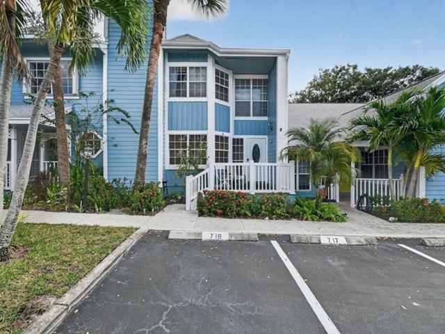 717 Ocean Dunes Cir, Jupiter, FL 33477