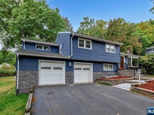 717 Orange Court