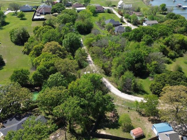717 Hillside Dr, West Tawakoni, TX 75474 | MLS #21220