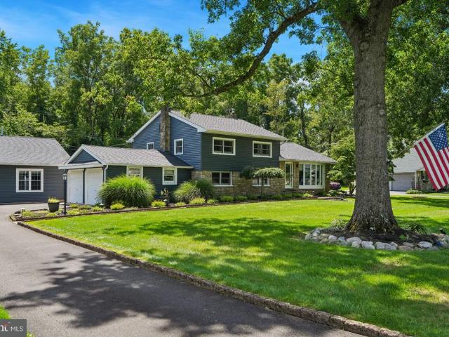 717 Lawrence Lane #