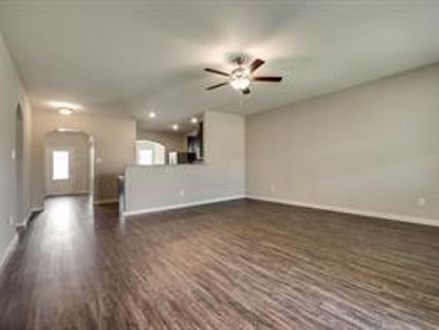 717 Lansman Trail