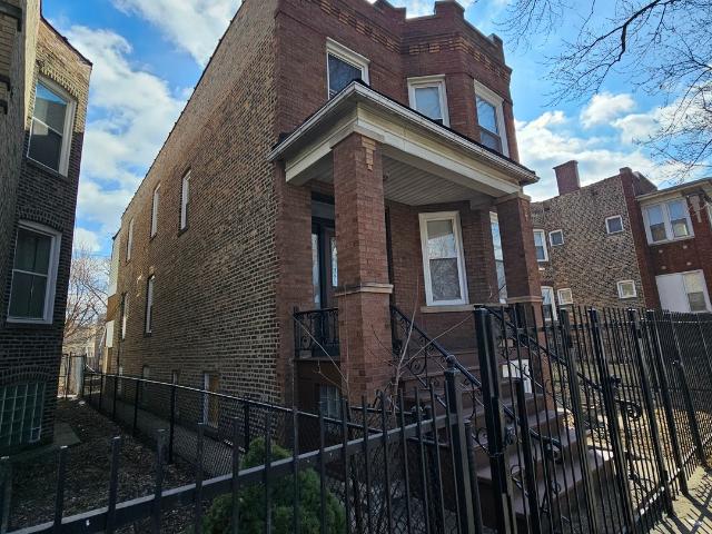 717 N Homan Ave, Chicago, IL 60624 | Compass