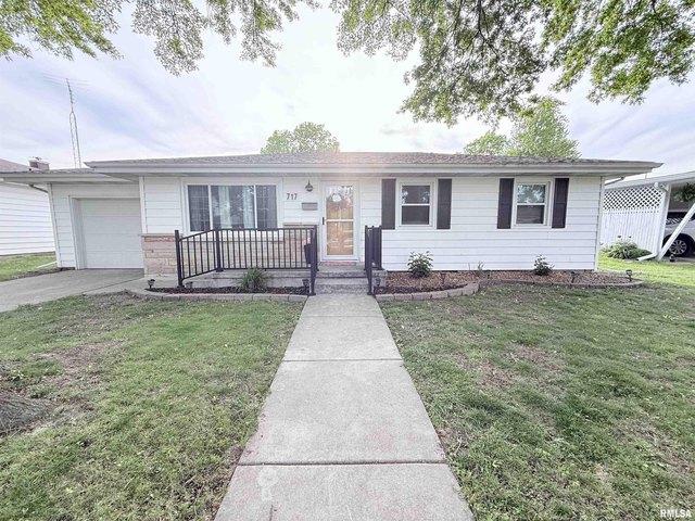 717 N Powers St, Taylorville, IL 62568