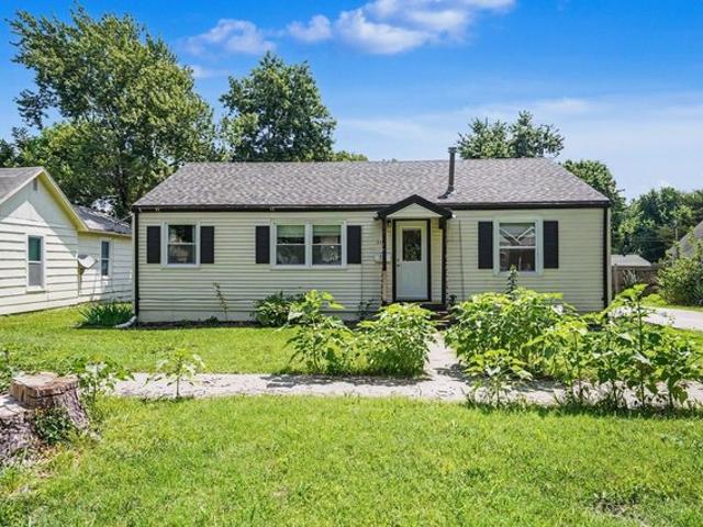 717 N Sycamore St, Ottawa, KS 66067