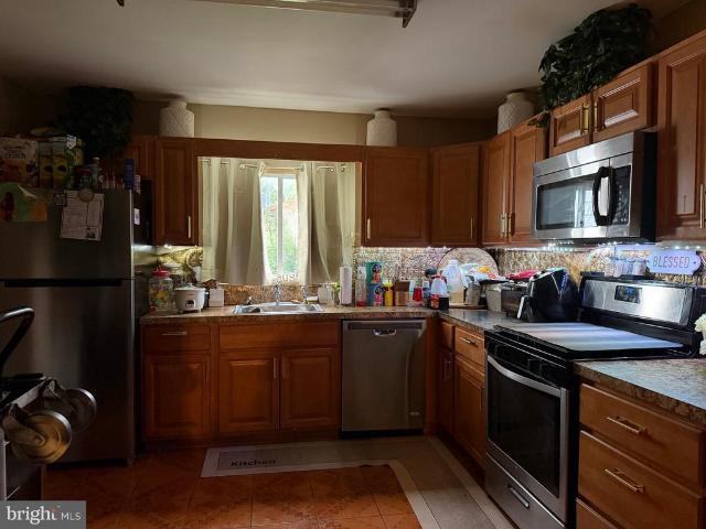 717 New Maple Road