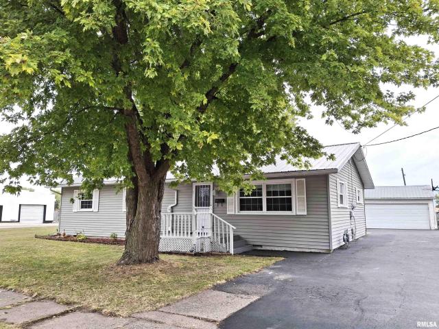 717 S 6th Ave, Canton, IL 61520 | MLS #PA1261 | Compass