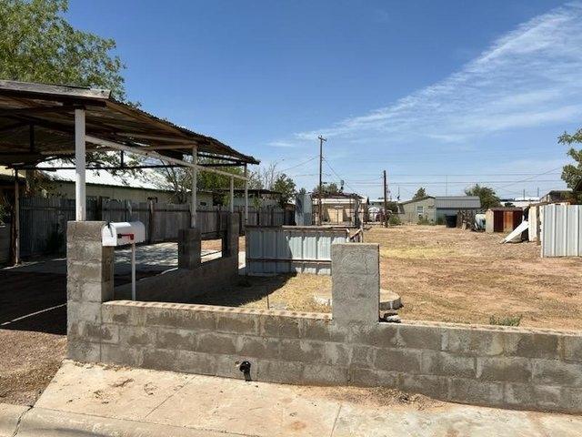 717 S Walnut St, Pecos, TX 79772