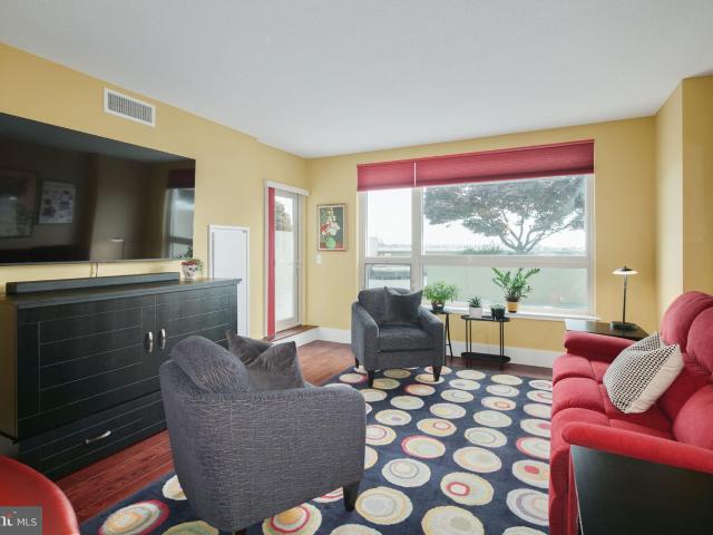 717 S Christopher Columbus Blvd, Unit 406, Philadelphia, PA 19147 | MLS #PAPH2607 | Compass