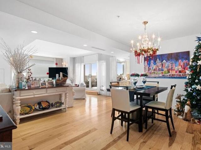 717 s columbus blvd, 1502, philadelphia, pa 19147
