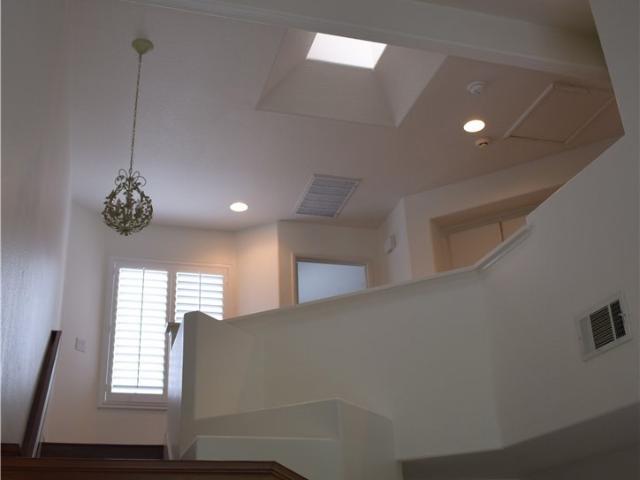 717 S.Glenhurst Drive