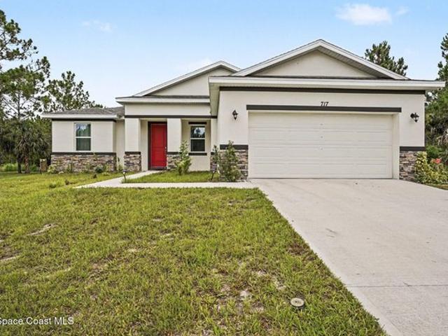 717 Sandpiper St SW, Palm Bay, FL 32908