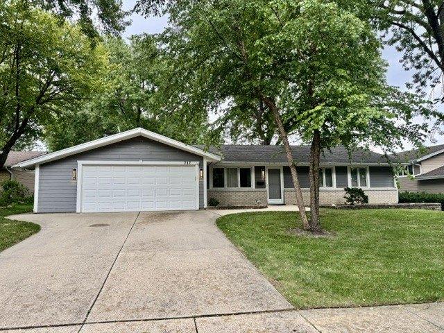 717 Slingerland Dr, Schaumburg, IL 60193