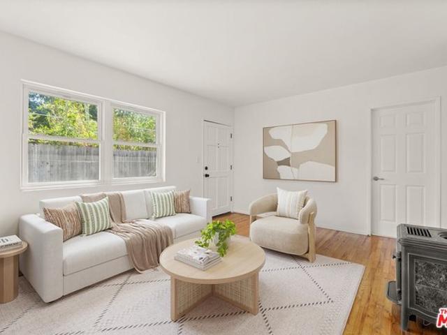 717 Raymond Ave Apt 3, Santa Monica, CA 90405