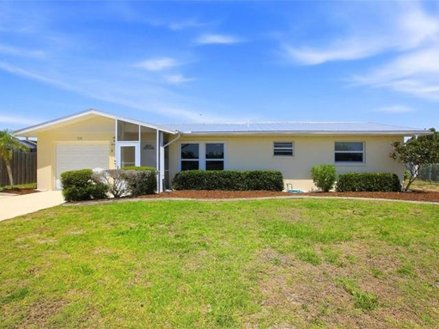 717 Riviera Ln NW, Port Charlotte, FL 33948