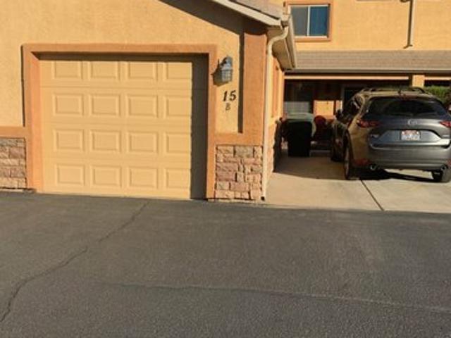 717 W Hafen Ln, Mesquite, NV 89027
