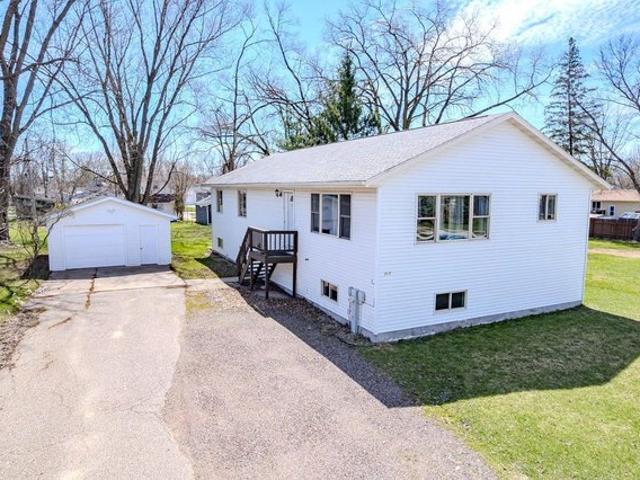 717 Walker St, Stevens Point, WI 54481