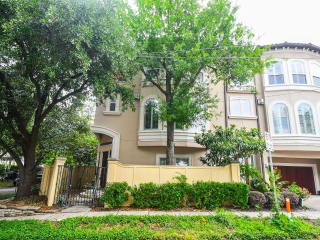 717 Welch St, Houston, TX 77006 | Compass