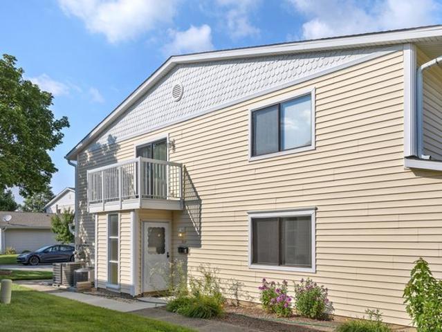 717 Whitesail Dr Unit 717, Schaumburg, IL 60194