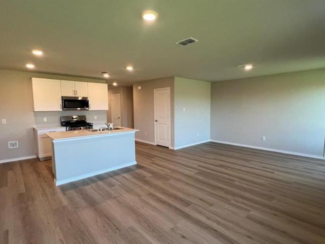 717 Wildrye Lane