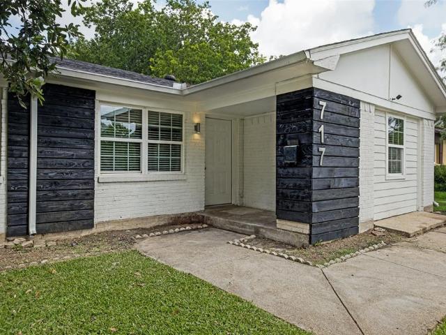 717 Willowbrook Drive