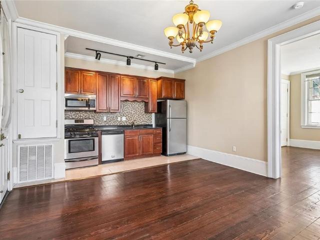 717 Toulouse Street # 4