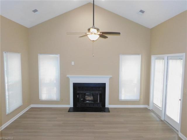 7185 Avenbury Circle