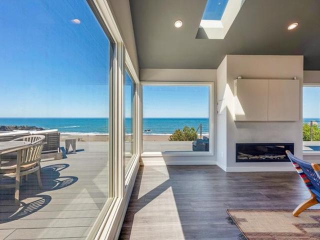 7187 Cliff Ave, Bodega Bay, CA 94923