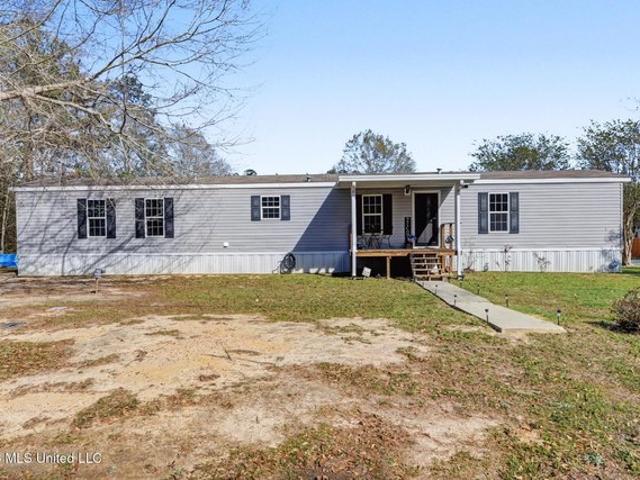 7188 Lake Dr, Perkinston, MS 39573