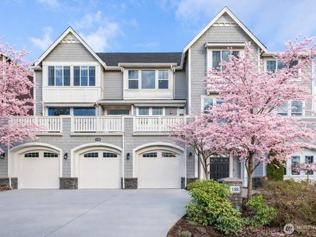 7188 th Ave SE, Bellevue, WA 98006