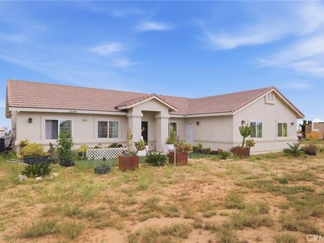7180 Solano Rd, Phelan, CA 92371