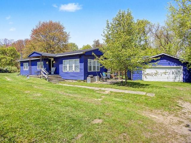 7181 E Beach Dr, South Haven, MI 49090