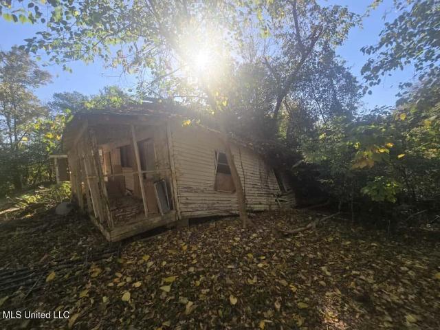 718 3rd N St, Vicksburg, MS 39183 | MLS #4132 | Compass