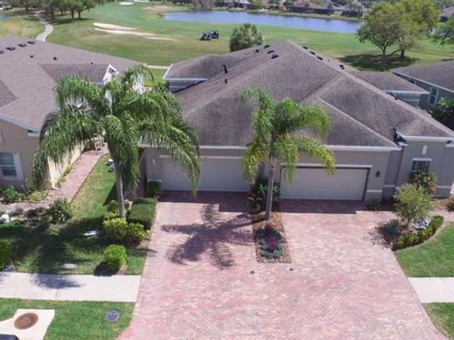 718 Chipper Dr, Sun City Center, FL 33573
