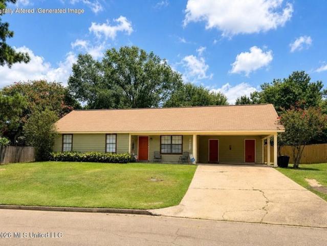 718 Clearmont Dr, Pearl, MS 39208