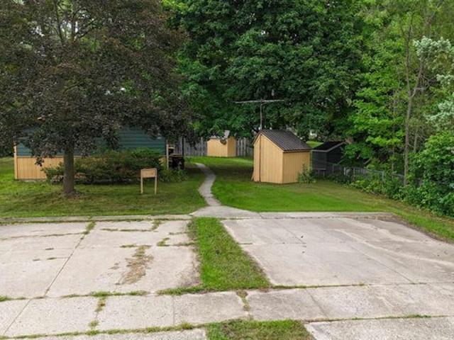 718 and 720 Cooley St, Mount Pleasant, MI 48858