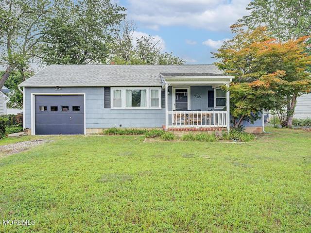 718 Barberry Drive