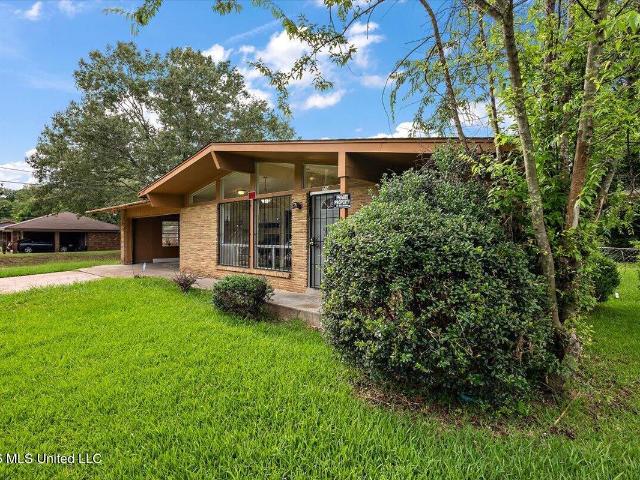718 George Washington Avenue