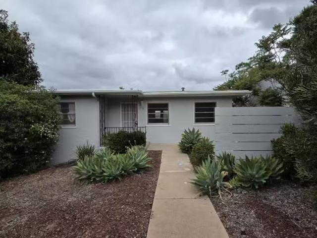 718 E 4th Ave, Escondido, CA 92025 See Est. Value, Schools &.
