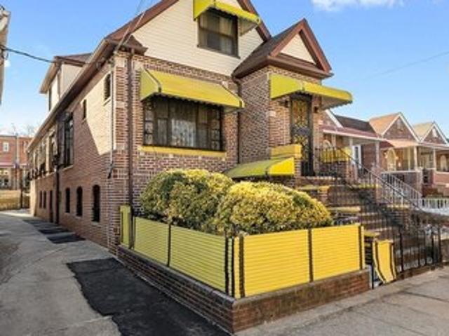 718 E 93rd St, Brooklyn, NY 11236