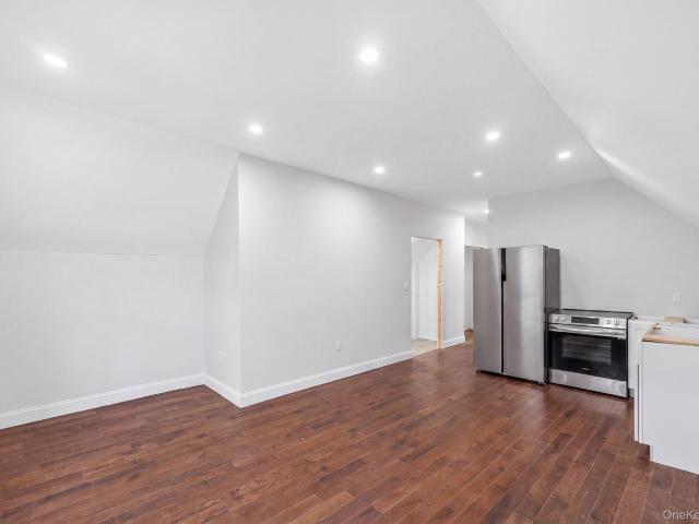 718 E 99th Street