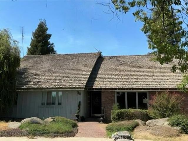 718 E Myer Ave, Exeter, CA 93221