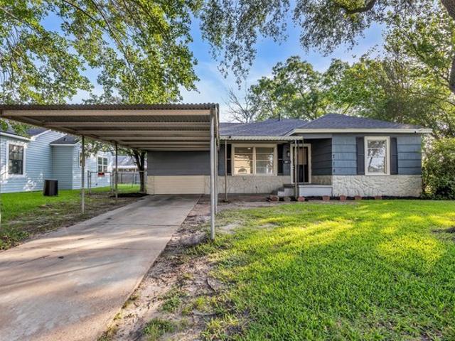 718 E Republic Ave Unit 1, Baytown, TX 77520