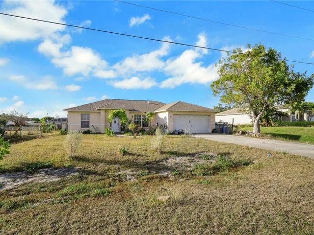 718 Fargo Dr, Fort Myers, FL 33913 | MLS #226000 | Compass