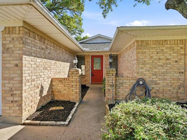 718 Kiowa Drive W