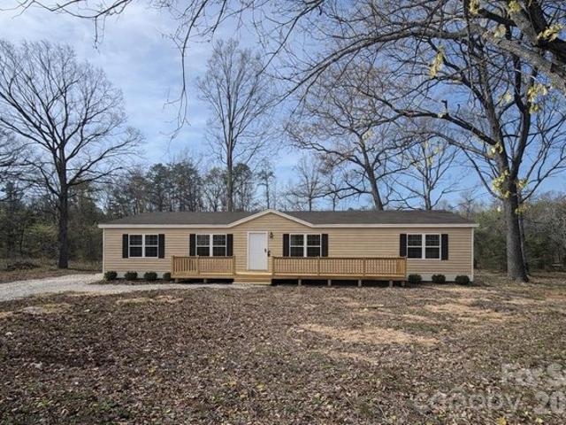 718 Hines Rd, Mooresboro, NC 28114