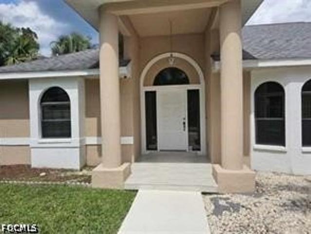 718 Jefferson Ave, Lehigh Acres, FL 33936