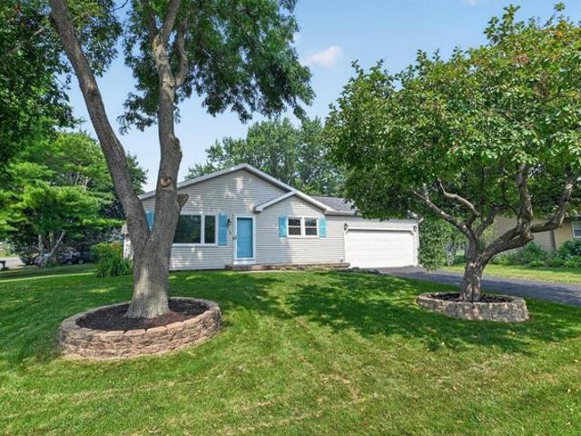 718 Olympic St, Sun Prairie, WI 53590